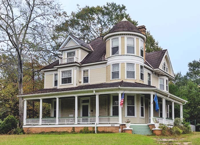 Understand the Unique Subtypes of Victorian Architecture - Architecture ...